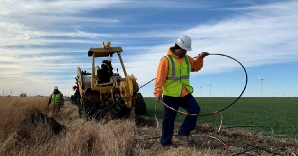 Broadband Internet Access Becomes More Common in Rural Areas | County ...